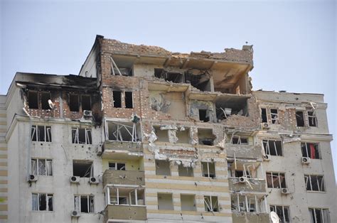 Атака на Київ Загинула жінка яка вийшла на балкон Цензор НЕТ