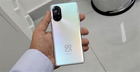 Huawei Nova Unboxing