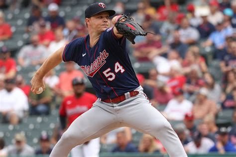 Twins Will Pick Up 2023 Option On Ex Yankees Pitcher