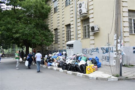 Събраха близо 8 тона дрехи Асеновград онлайн