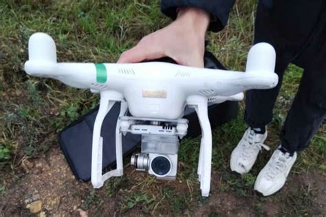 Ландшафтные дизайнеры взлетели без разрешения Росгвардия задержала двух мужчин в Гатчинском районе