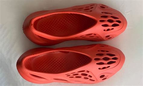 Where Is The Adidas Sign On Foam Runners Shoe Effect
