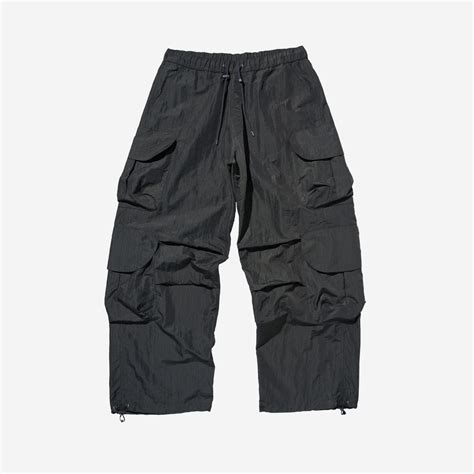 스웨이드 나일론 카고 팬츠 그레이 Suade Kream