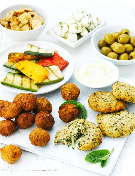 Mediterranean Nibbles Selection Mands