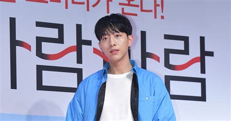 포토엔hd 씨엔블루 이정신 모델 겸업해도 될 피지컬바람 바람 바람