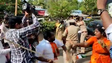 India News Bjp Congress Clash In Telangana During Protest Against