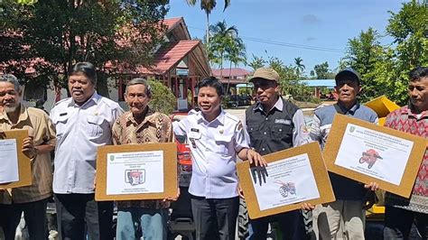 Tingkatkan Produktivitas Pemerintah Kabupaten Sambas Serahkan 176