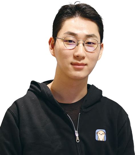 Interview ‘토스 스타트업 서바이벌 우승 김민준 어웨이크코퍼레이션 대표 크리에이터 시장에서 우리가 돋보이는 이유 가장 젊으니까”