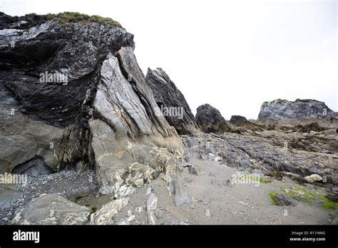 Gezackte Klippen Fotos Und Bildmaterial In Hoher Auflösung Alamy