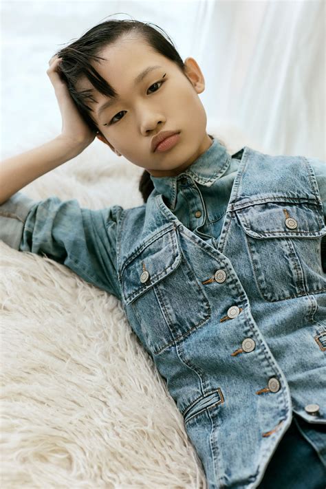 Zoe Yu Content Creator Sutherland Models