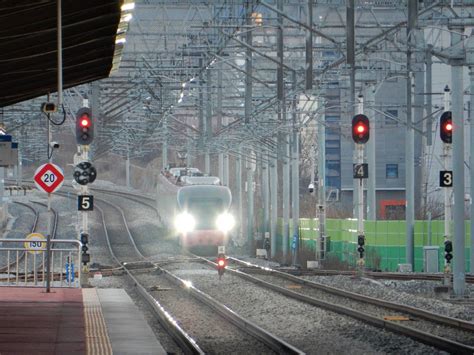 Itx Saemaeul 1084 Set 19 Enters Jeonju Dscn9382 By Rlkitterman On