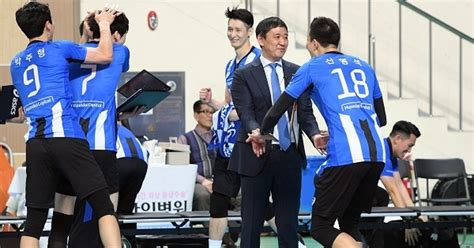 현대캐피탈 2년 만에 정규리그 왕좌 탈환2연패 도전