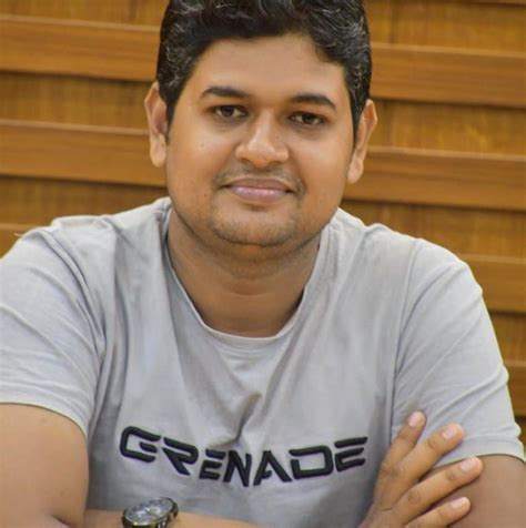 দিনাজপুরের বউবাজার একটি বিশেষ সাপ্তাহিক বাজার যা প্রতি শুক্রবার সকাল