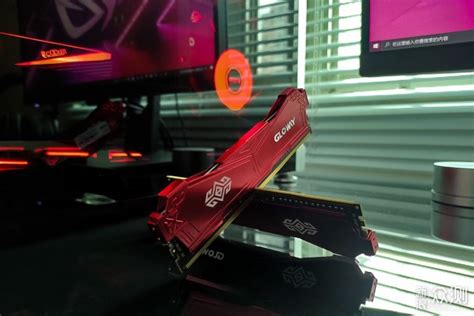 简测纯国产颗粒内存新品光威弈pro Ddr4 3200原创新浪众测