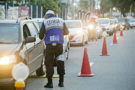 Lei Seca flagra 600 motoristas dirigindo bêbados durante o Carnaval