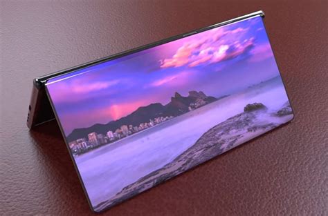 Lg Patents Tablet Like Foldable Phone That Can Snap 3d Photos