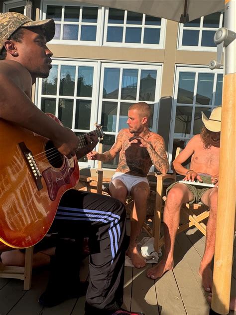 Justin Biebers Feet
