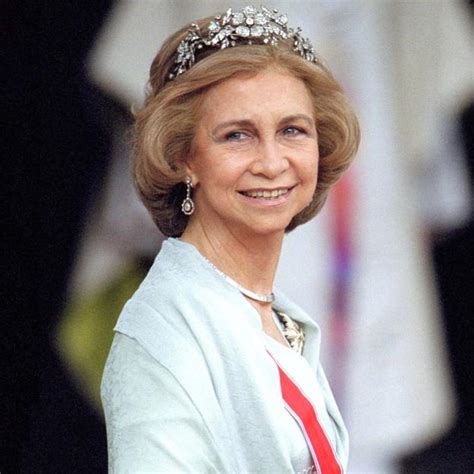 el joyero de DOÑA SOFÍA Zafiros diamantes y perlas 10 fabulosas