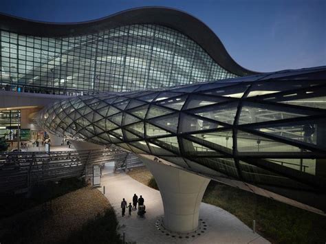 Technology Drives Abu Dhabi Airport Passenger Throughput Arabia Travel News