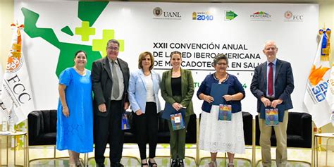 Paneles Con Expertos Durante La Xxii Convención Anual De La Red