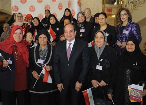 السيسي يُكرم الأمهات المثاليات بث مباشر المصري اليوم