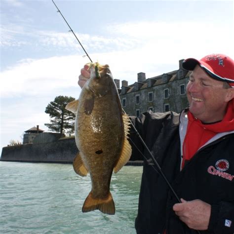 Walleye Fishing St Lawrence River Ny Tips And Techniques