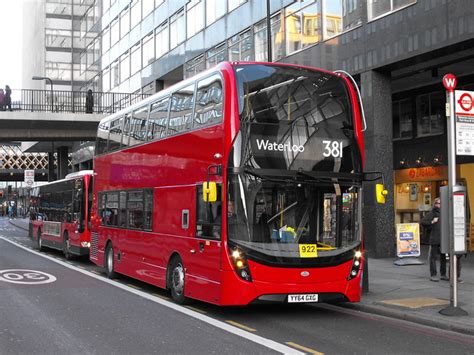 London Bus Route 381