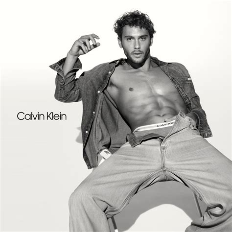 Dressup 𝗖𝗮𝗹𝘃𝗶𝗻 𝗞𝗹𝗲𝗶𝗻 ზაფხულის გრილი განწყობა ☀️ აღმოაჩინე Cooper Koch ამერიკული ბრენდის