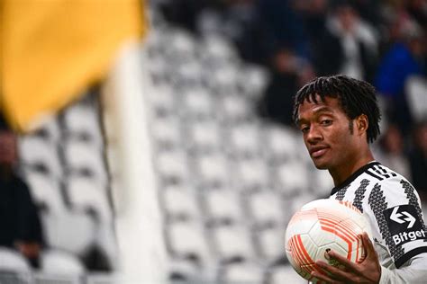 La Juve Mette La Freccia A Destra Cuadrado Al Capolinea Calciomercato It