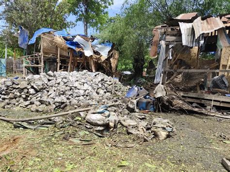 သပိတ်ကျင်းက ရွှေလုပ်ကွက်ဗုံးကြဲခံရပြီး လုပ်သားလူငယ် ၁ ဦးသေဆုံး ၂ ဦးဒဏ်ရာရ Myaelatt Athan