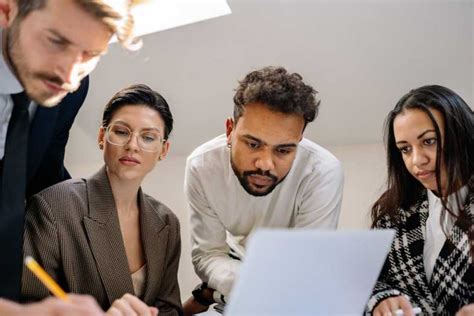 Building A Stronger Security Team Empowering Developers To Contribute