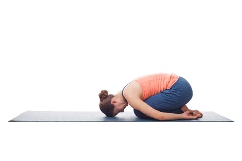 어린이 포즈 Balasana 무료 사진