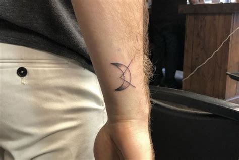 The Best 16 Tatuajes Pequeños Tatuajes Para Hombres 2020 Con Significado