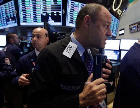 Acciones De Wall Street En Baja La República Ec