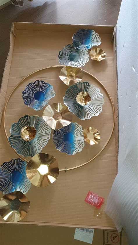 Decorative 3d Metal Wall Art Decor Circular Blue Flowers Adventure