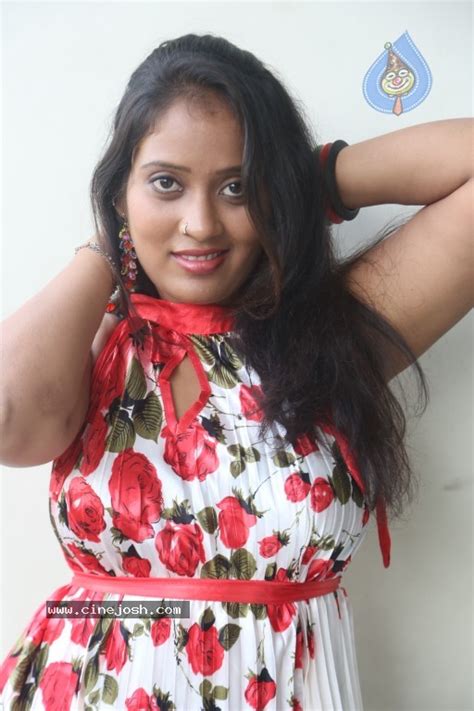 Sindhu Sri Hot Stills Photo 125 Of 129