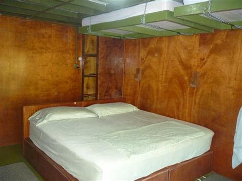 Jungle Land Panama Floating Lo Gamboa Guesthouse Reviews And Photos