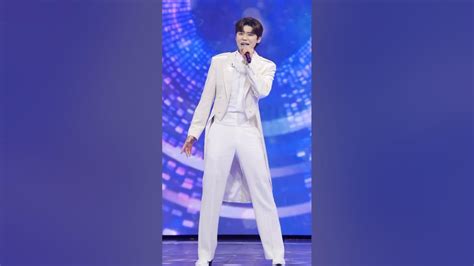 아이돌이 아니라고 183cm 비율 깡패 💖💖💖 트로트 황태자 박지현 Youtube