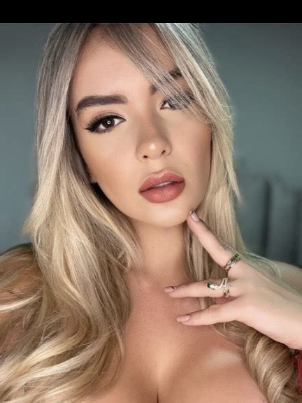 Tatiana Alvarez Kourtney Onlyfans Pornhub Xhamster