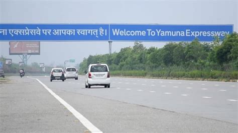 Speed Limit On Yamuna Expressway Reduced Violation To Attract ₹2000