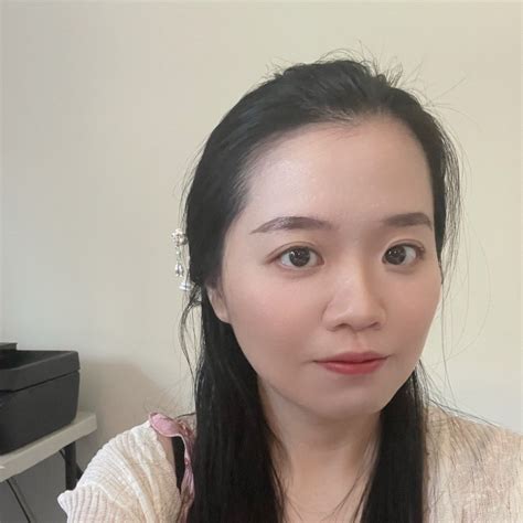 Selina Liu Linkedin
