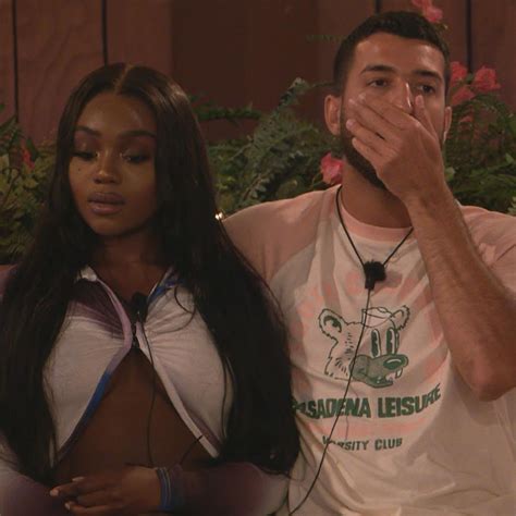 Love Island Latest Jess Confronts Molly Over Zachariah Kiss In Awkward