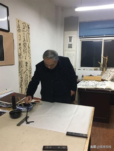 青泥嶺飄雲彩徽山南灑墨華 每日頭條