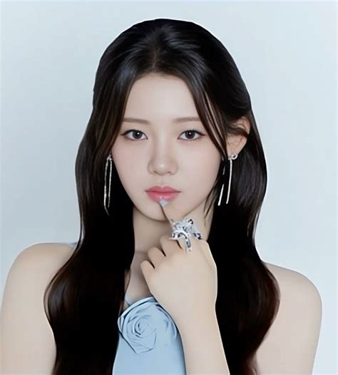 Pin By Claudia Miranda On Fitty Fitty In 2025 Kpop Forever Monster