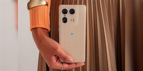 Motorola Edge Ultra Goes On Sale With Introductory Offers Price Specs Gadgets Business