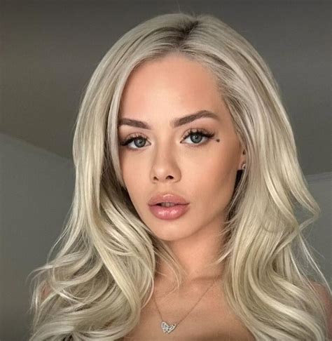 Elsa Jean Página Naranja de mujeres