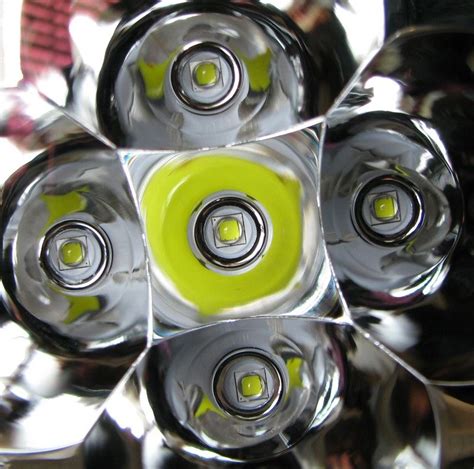 SupBeam X60 (5xXM-L2 U2, 6x18650, rechargeable) Review: RUNTIMES ...