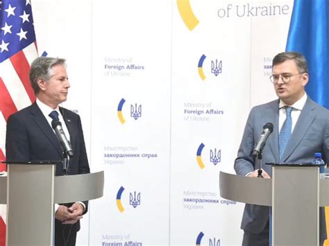 Кулеба и Блинкен обсудили передачу Украине дальнобойных ракет Atacms МК