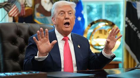 Тръмп Може да поканя някои европейски лидери на срещата между Путин и Зеленски а може и да не