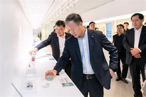이훈기 롯데케미칼 사장 어려움 지속되지만 체질개선으로 성장 머니s